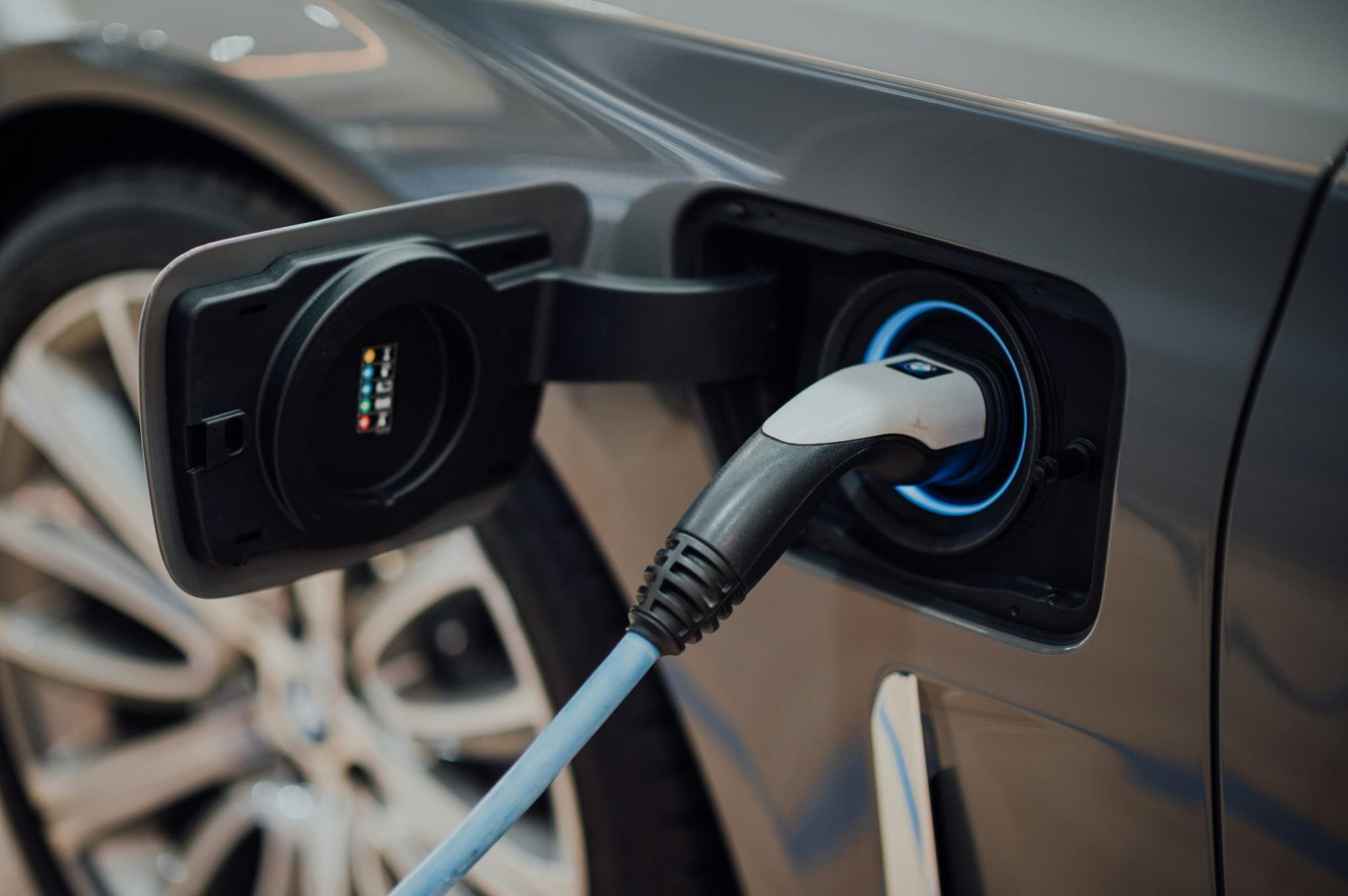 Gobierno crea nuevo régimen para ensamblar vehículos eléctricos en ...